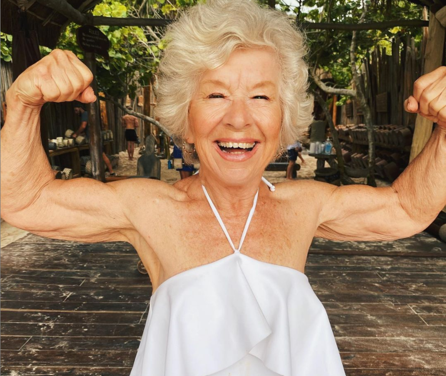 74-årige Joan løfter tunge vægte: "Du vil blive forbløffet over, hvad ...