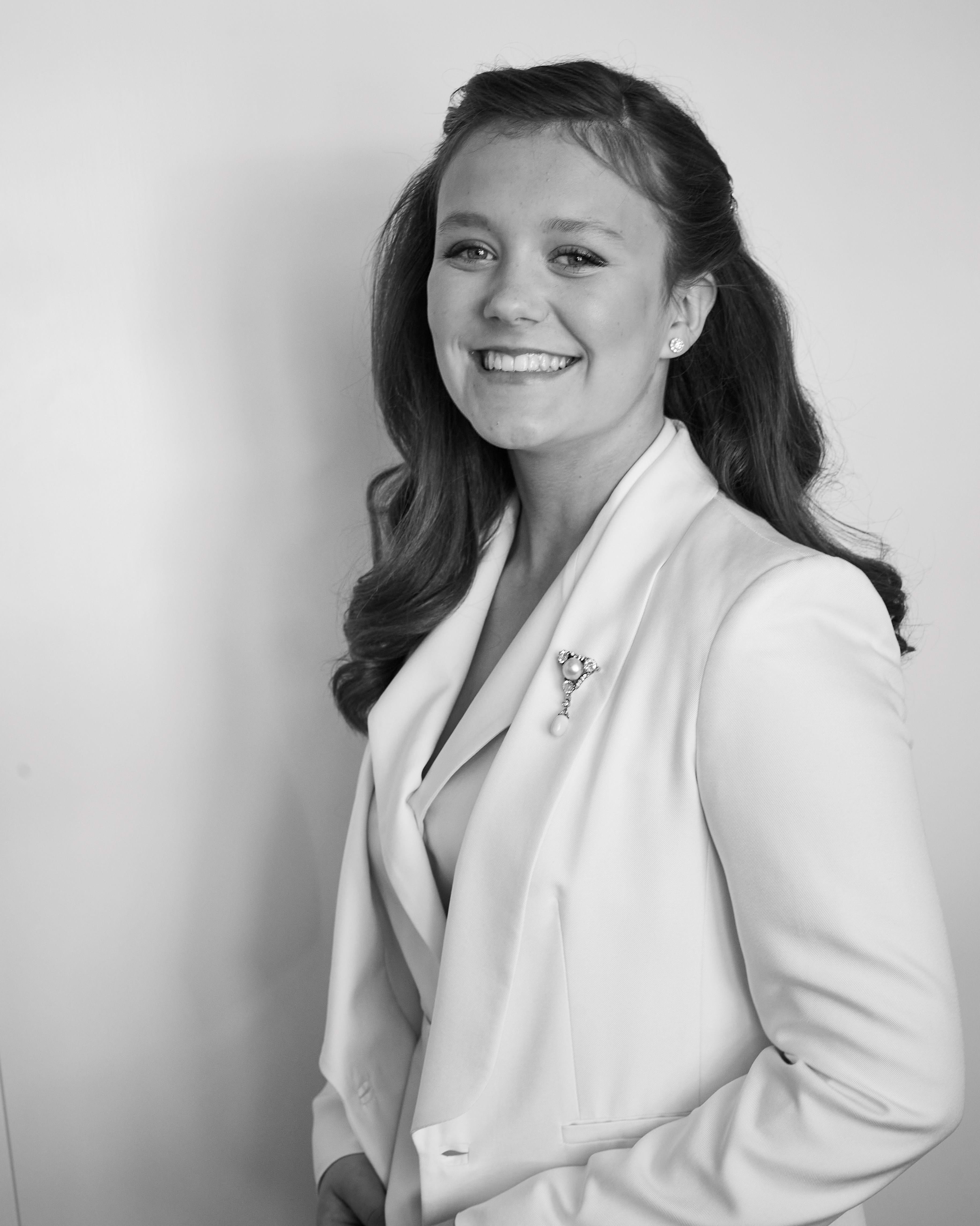 Se de fine familiebilleder fra prinsesse Isabellas konfirmation | Femina