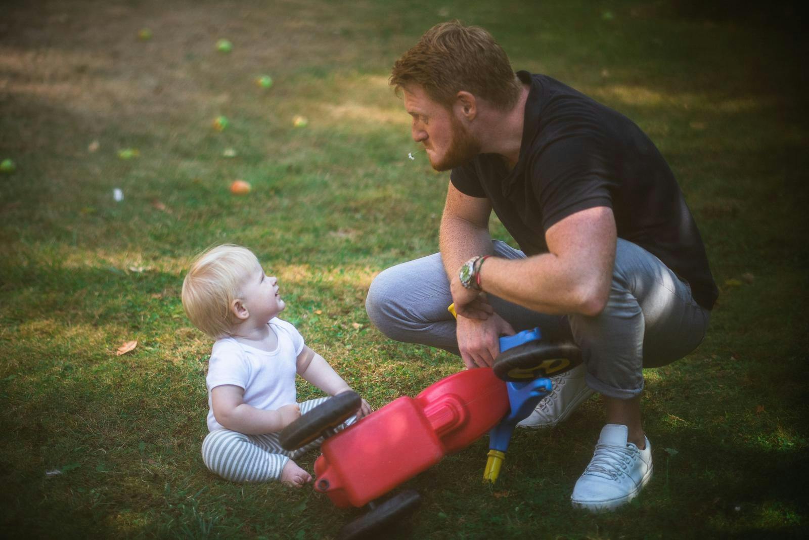 Da Carlo blev født, var Filippo ekstatisk. Men pludselig hørte han sig ...