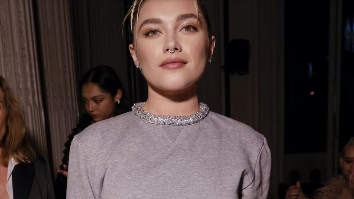 Florence Pugh vækker (igen) opsigt. Denne gang iført en gennemsigtig ... Florence Pugh vækker (igen) opsigt. Denne gang iført en gennemsigtig ...