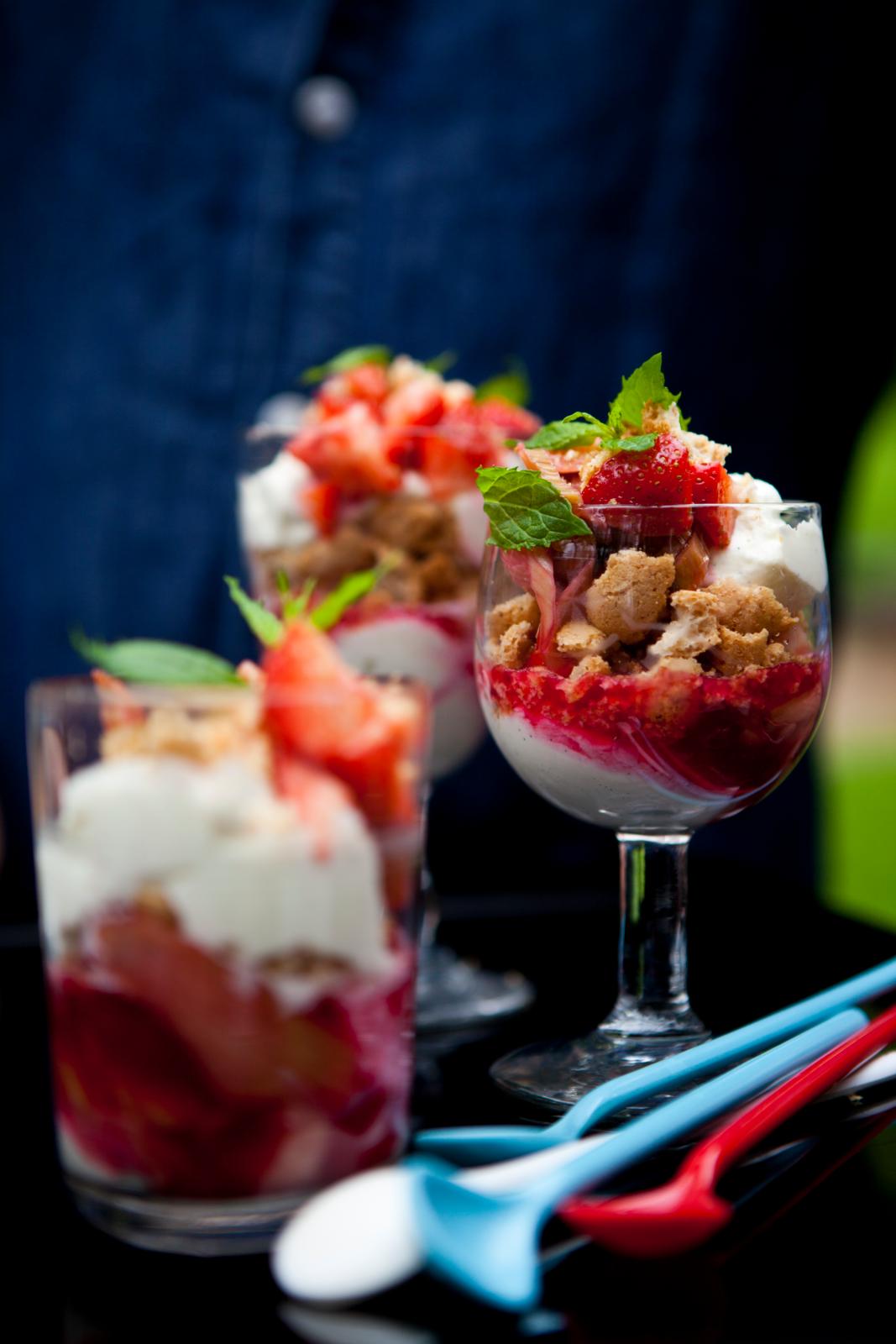 Rabarber - gratis opskrifter med rabarber | femina.dk