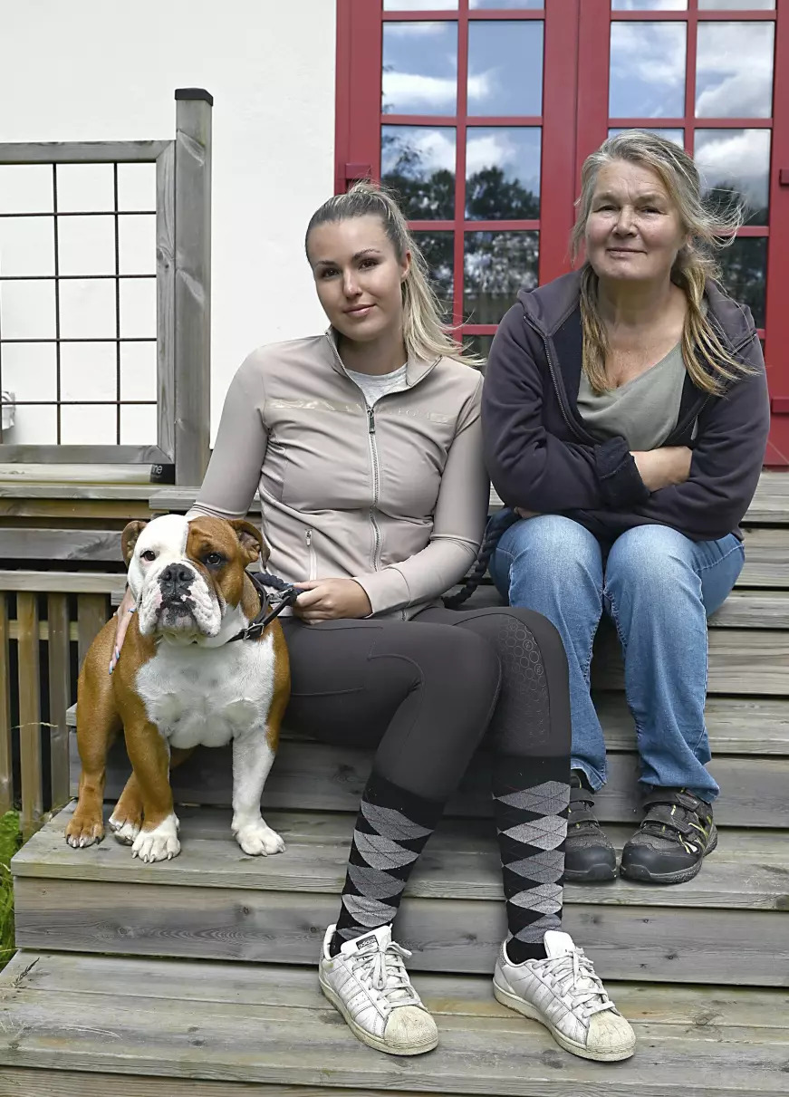 Hun fulgte efter over muren, men hendes børn løb videre | Femina