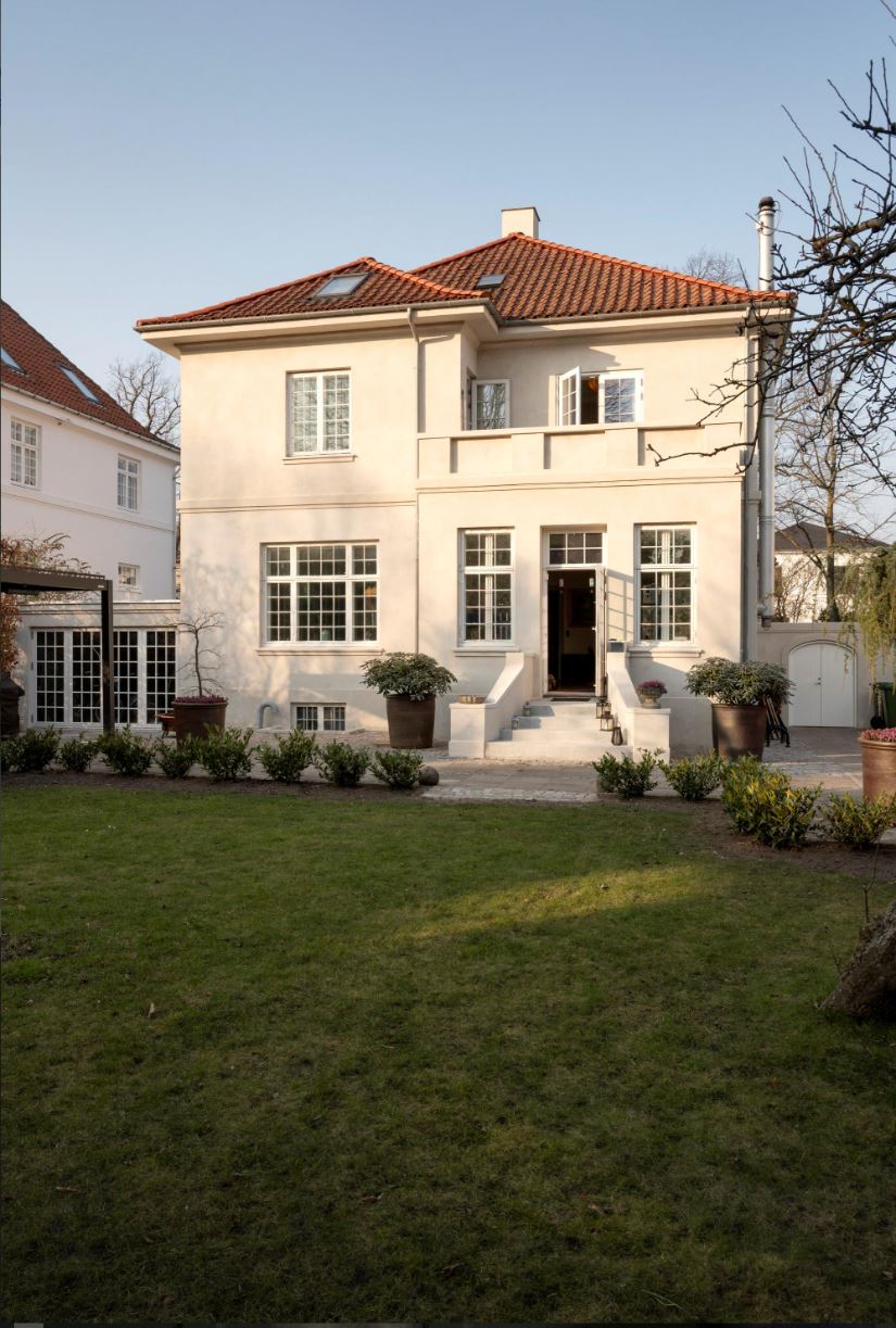 Se billederne: Kom indenfor i Mads Langers smukke Hellerup-villa | Femina