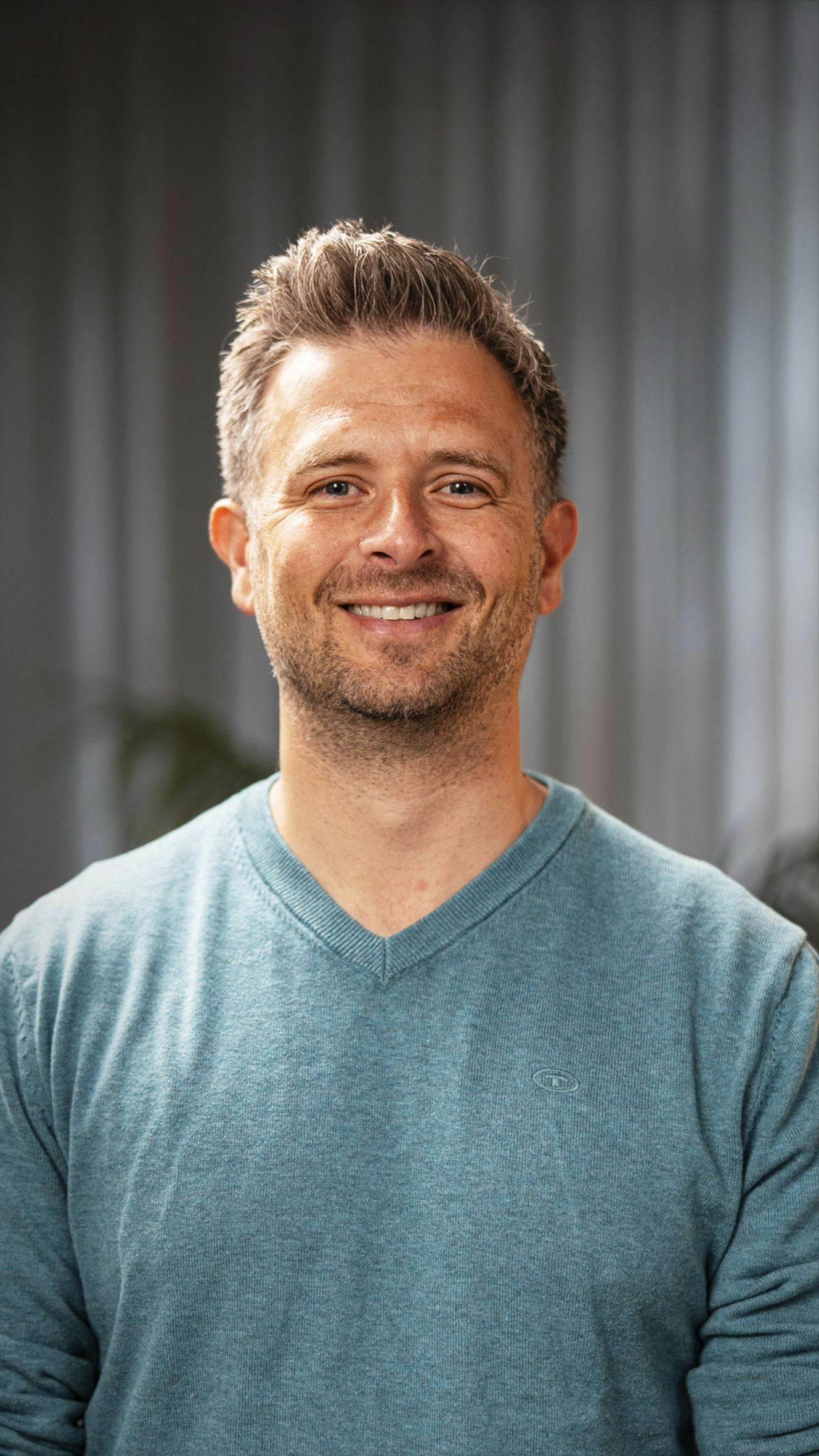 ’Gift ved første blik’-Lasse er søn af tidligere SF-formand | Femina