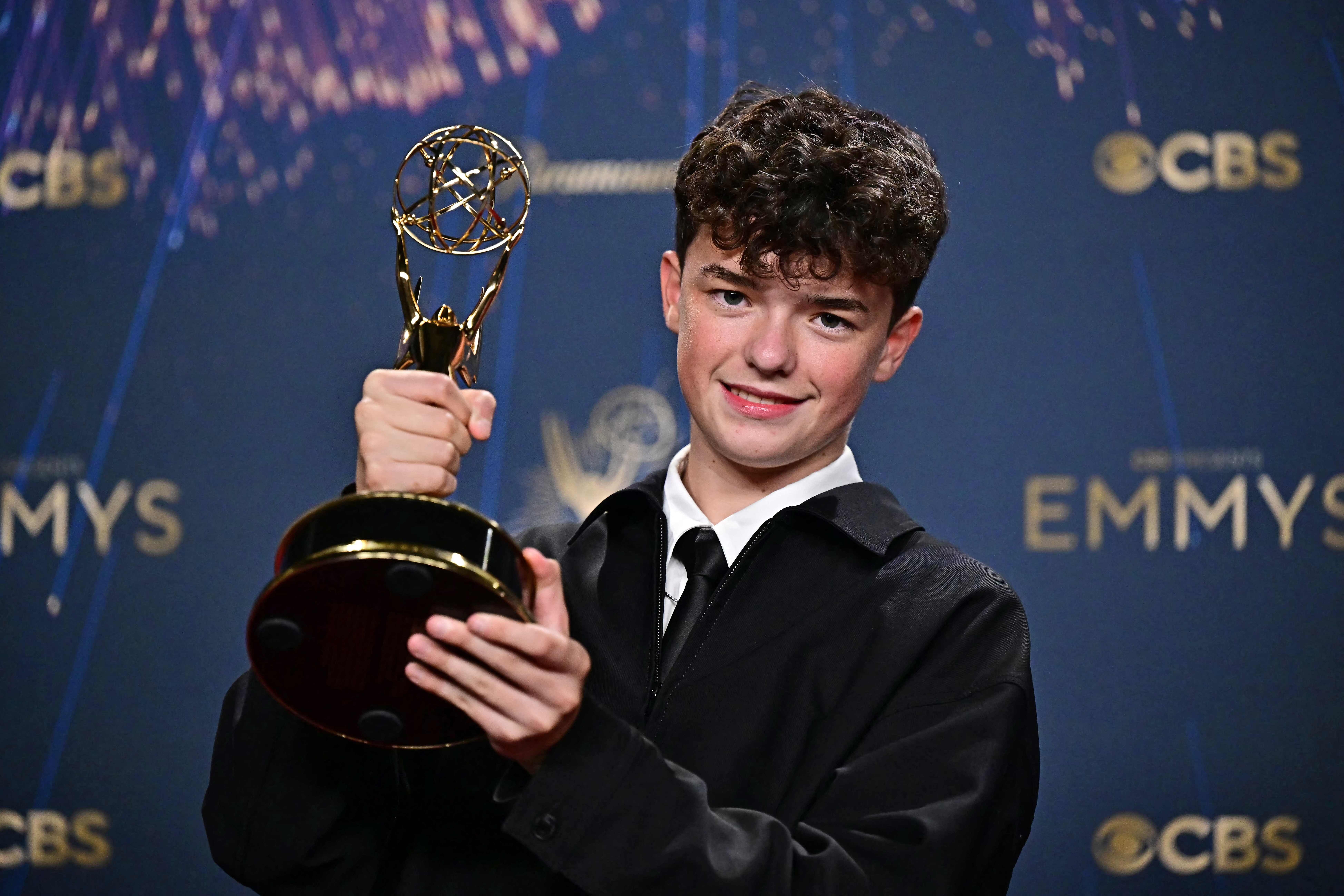 Emmy Awards 2025: 15-årige Owen Cooper skriver historie – se alle vinderne