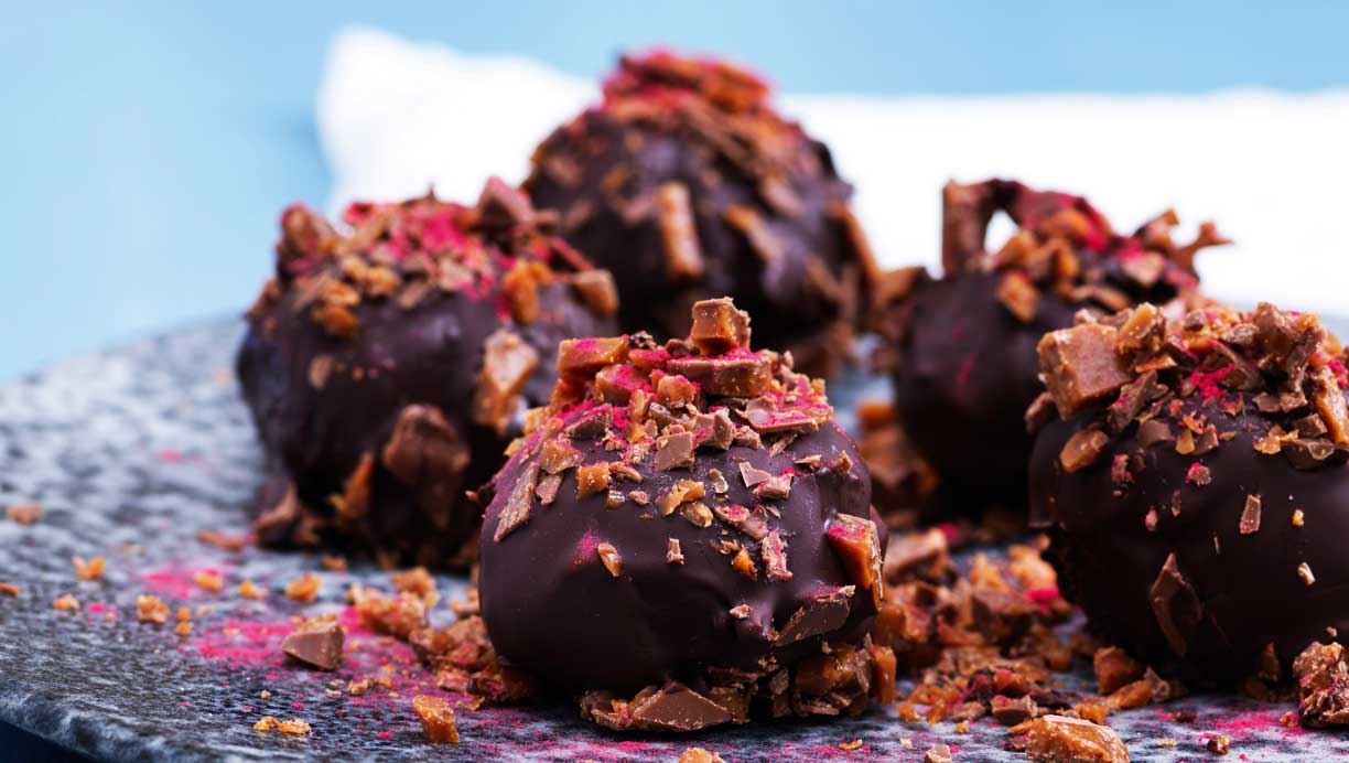 Romkugler – Nem opskrift på hjemmelavede romkugler | Femina