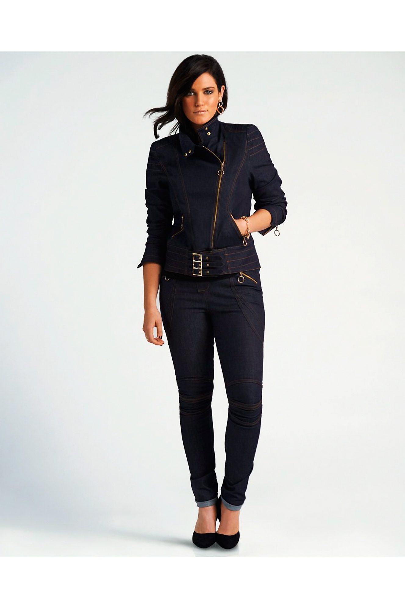 Denim er sommerens trend. Sådan styler du denim! | Femina